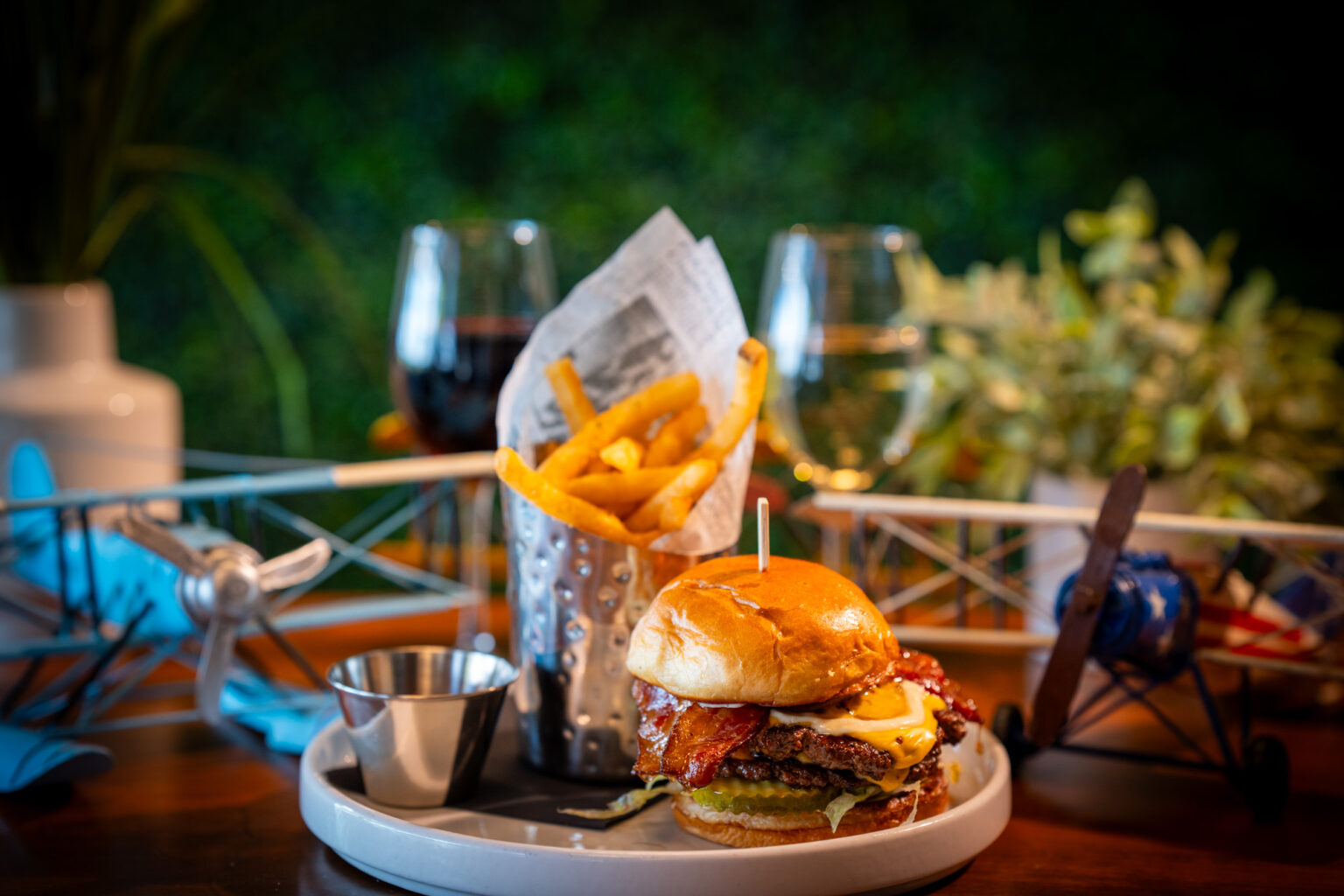 Lunch Menu - The Aviator Pub